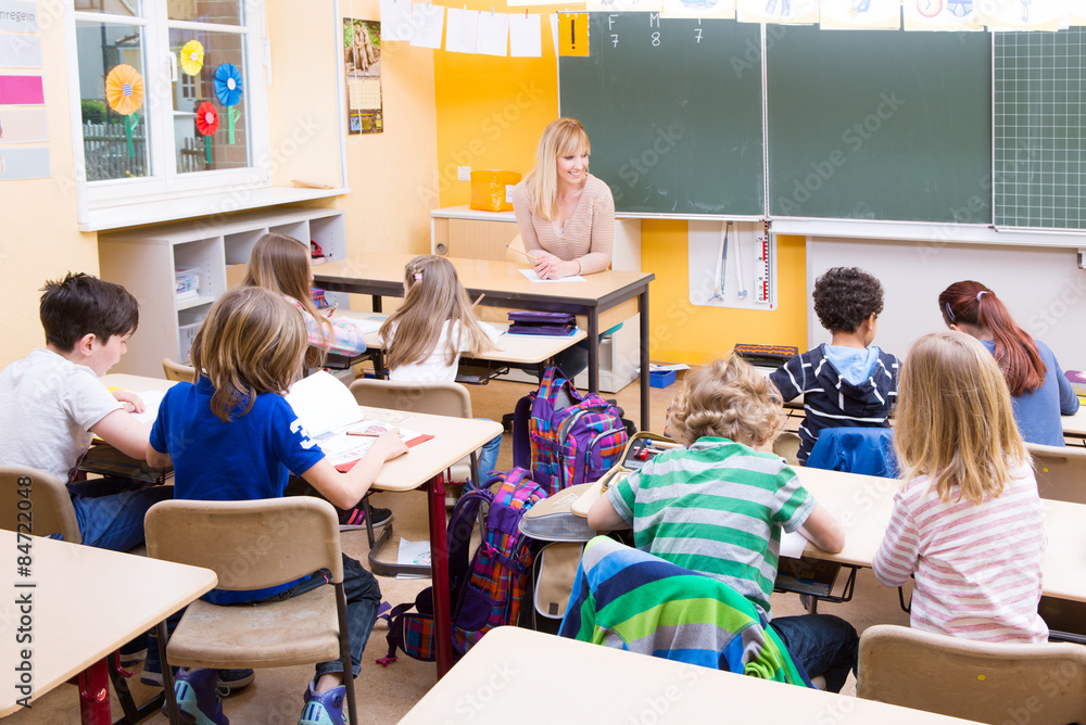im unterricht Schulklasse Stock-Foto | Adobe Stock