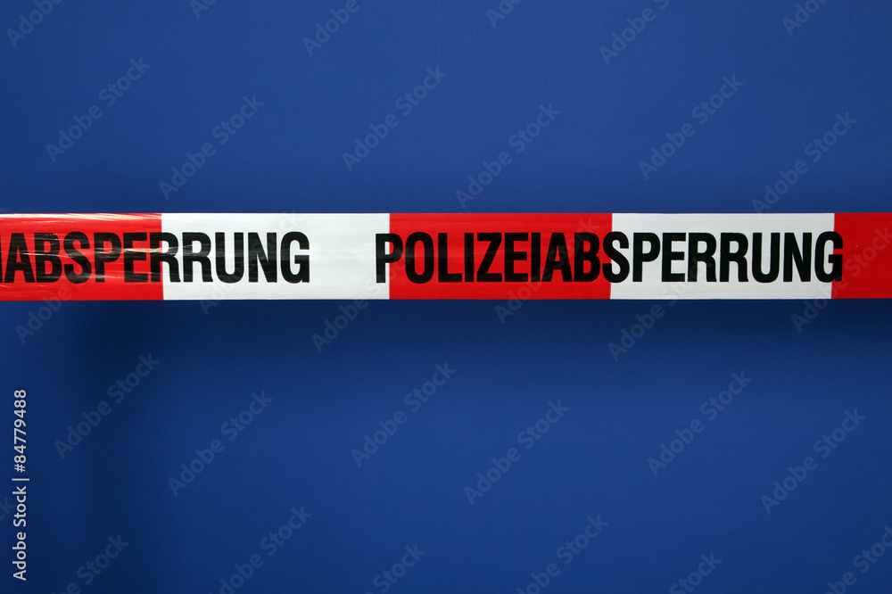Polizeiabsperrband / Polizeiabsperrung Stock-Foto | Adobe Stock