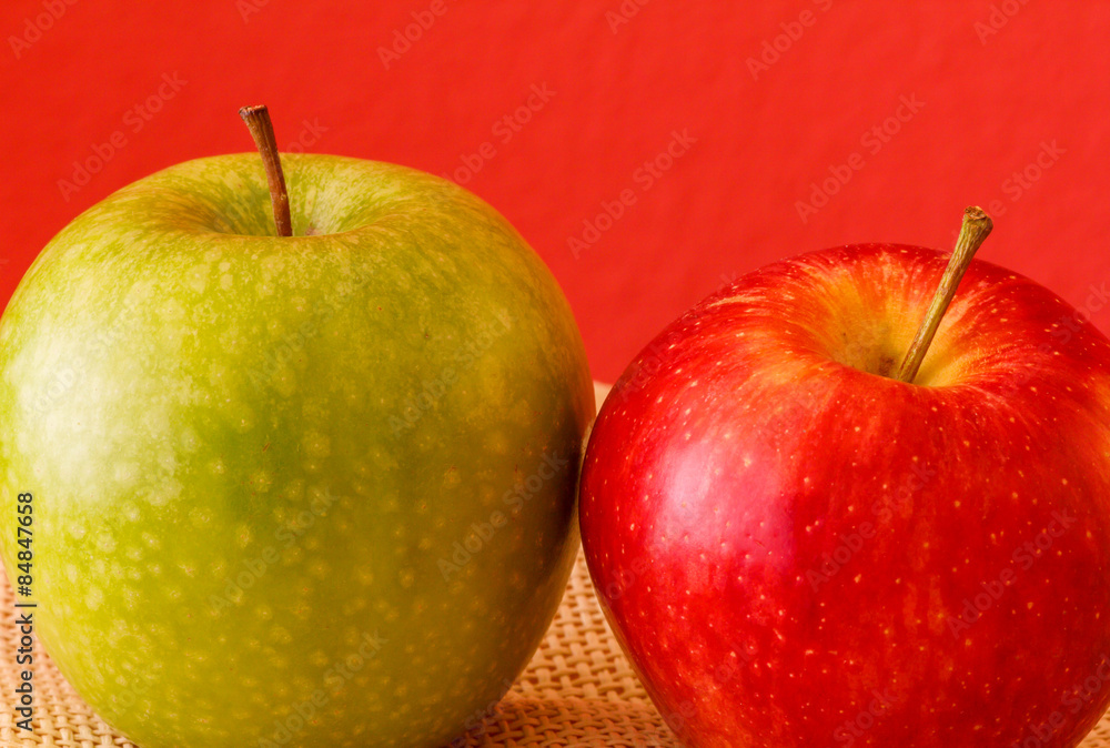 Manzana Verde Y Roja