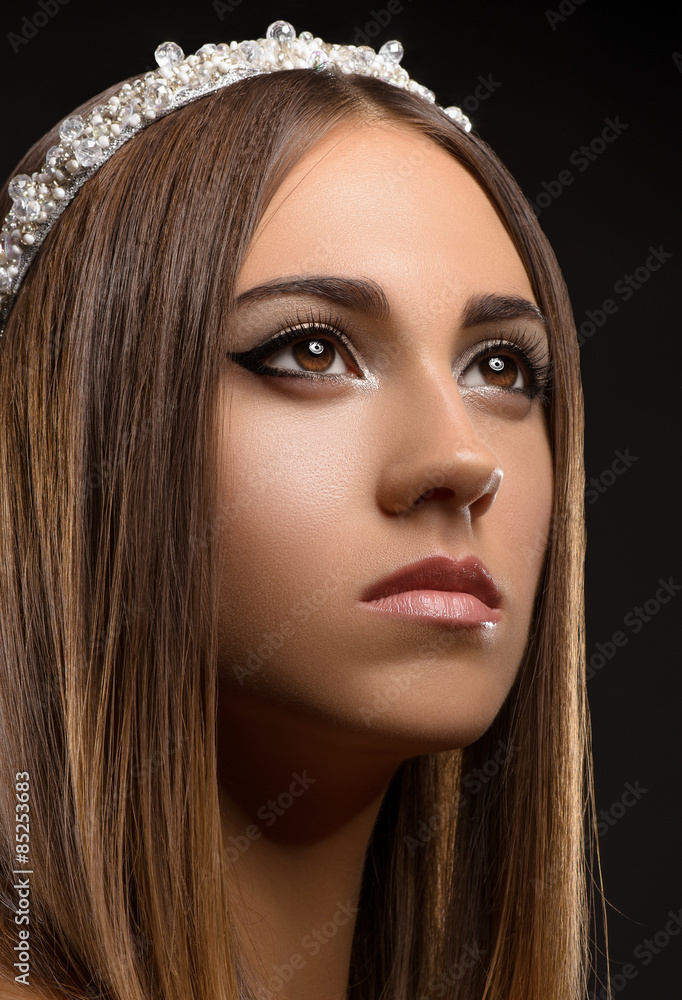 Beautiful girl with a crown on his head, a portrait of a beautiful girl ...