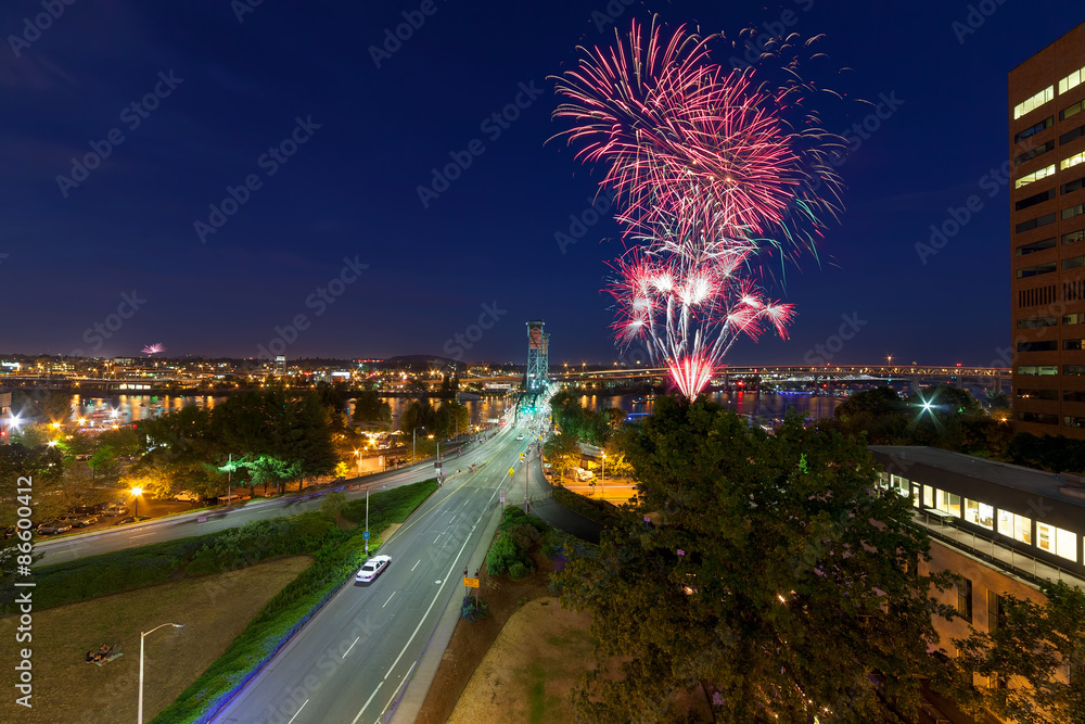 4th of July Fireworks in Portland Oregon Stock Photo | Adobe Stock
