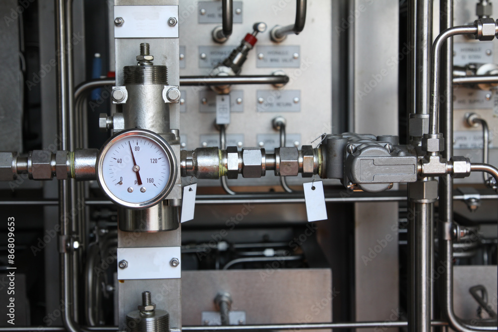 Pressure gauge for measuring pressure in the system, Oil and gas ...