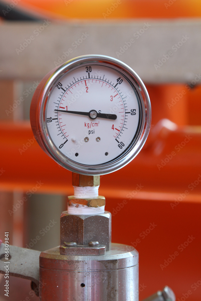 Pressure gauge for measuring pressure in the system, Oil and gas ...