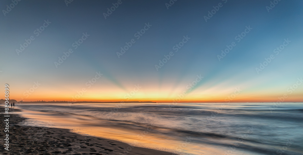 Sunray on My Khe Beach, Quang Ngai with the phased ray beam from ...