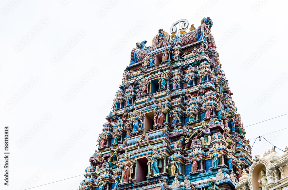 Sri Maha Mariamman Temple is the oldest and richest Hindu temple in ...