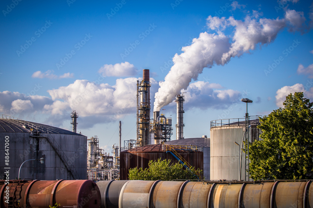 rauchender Schlot Stock-Foto | Adobe Stock