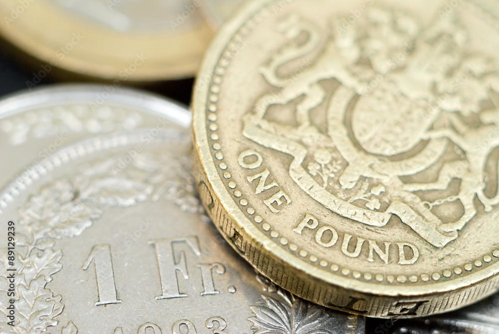 GBP/CHF exchange rate Stock 写真 | Adobe Stock