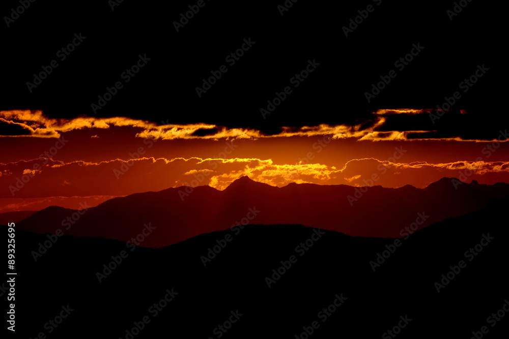 Mountain ridges and sunset, Victorian high country wilderness Stock ...