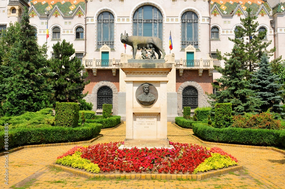 Replica of the Capitoline Wolf, a bronze iconic sculpture inspired by ...