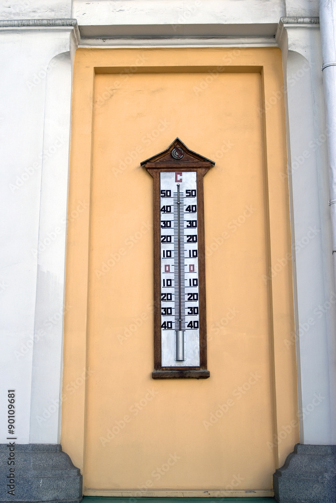 Thermometr for weather and temperature chart on the street Stock Photo ...