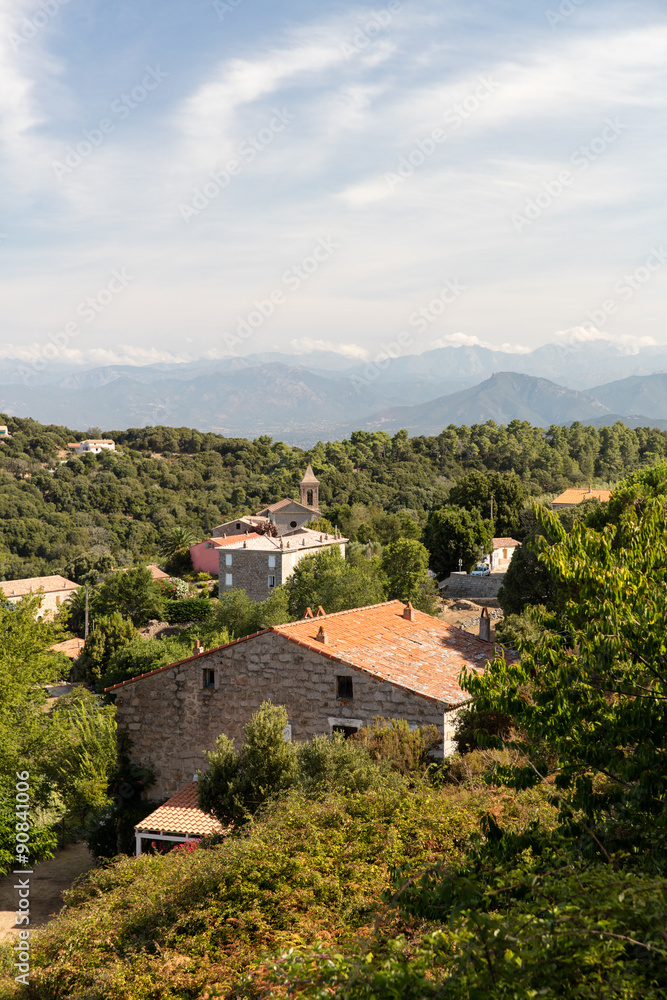Village de Coti Chiavari en Corse du Sud Photos | Adobe Stock