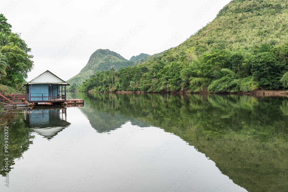 The Khwae Yai River also known as the Si Sawat River, Kanchanaburi ...