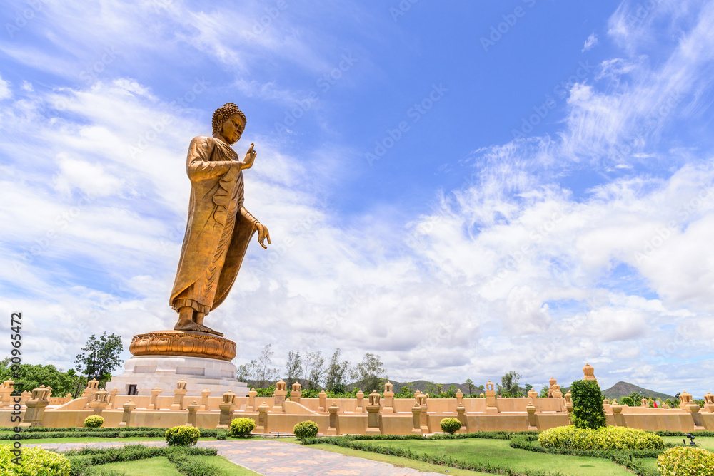 Phra Buddha Metta Pracha Thai Trai Lokanat Gandhara Anusorn memorial ...