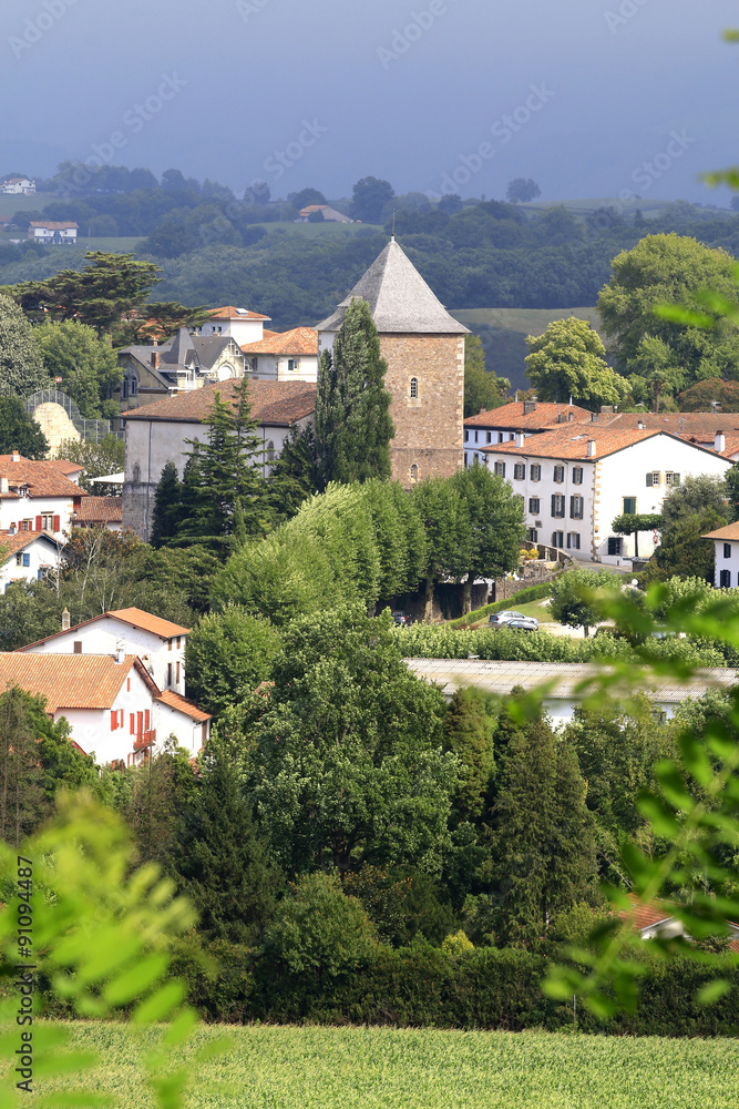 Village de Sare au Pays Basque Photos | Adobe Stock