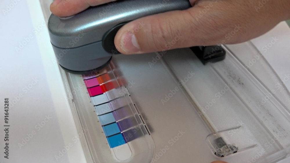 4K Print Spectrophotometer on Chart color control measurement. UHD ...