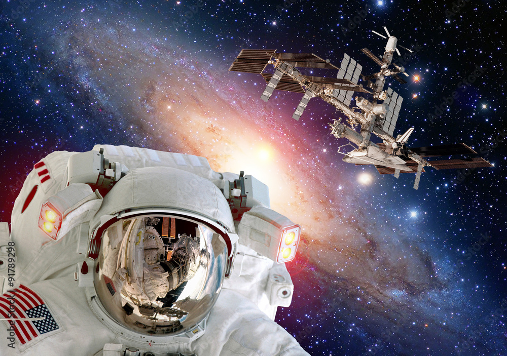 Astronaut spaceman helmet sci fi outer space shuttle station spaceship ...