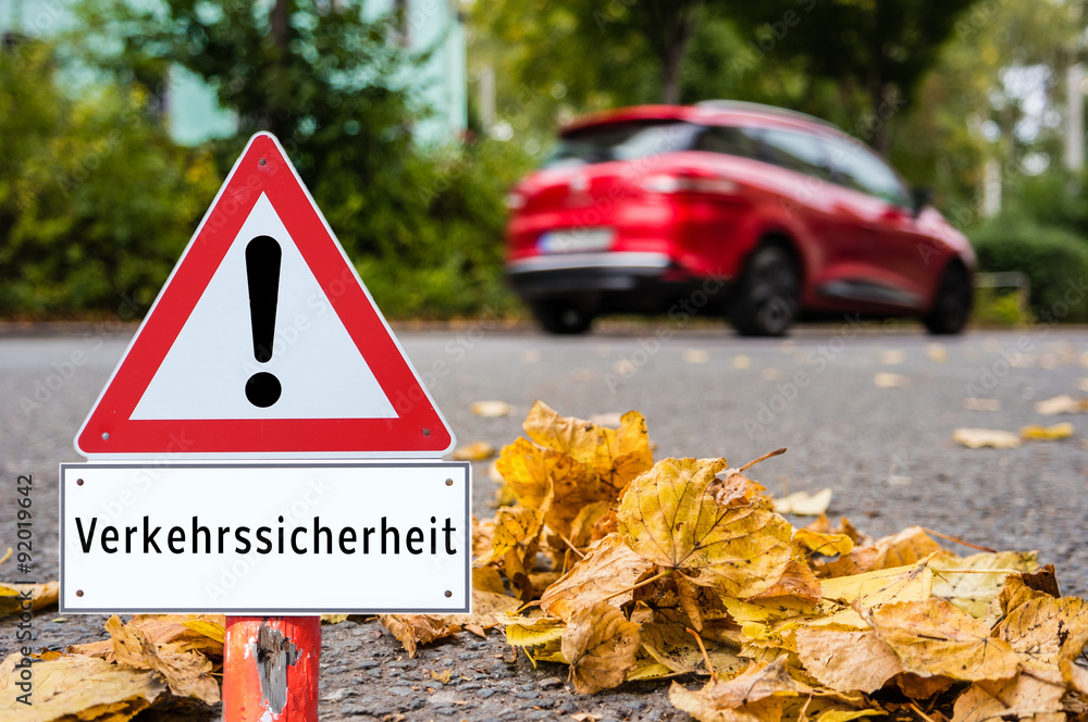 Achtung Schild Verkehrssicherheit Stock Photo | Adobe Stock
