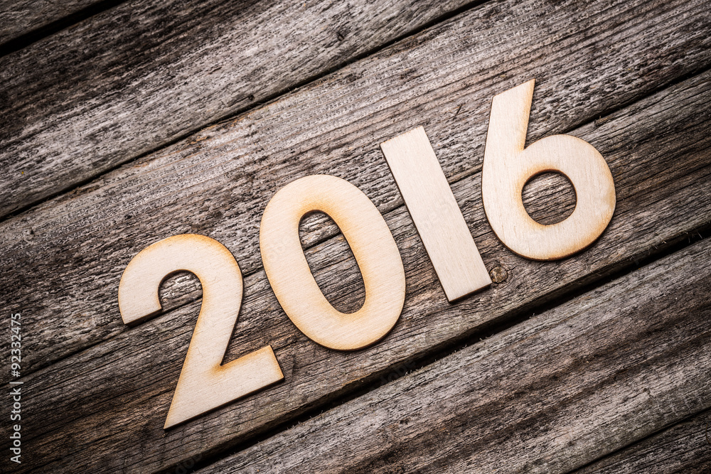 Wooden 2016 year number | Uwalls.co.uk