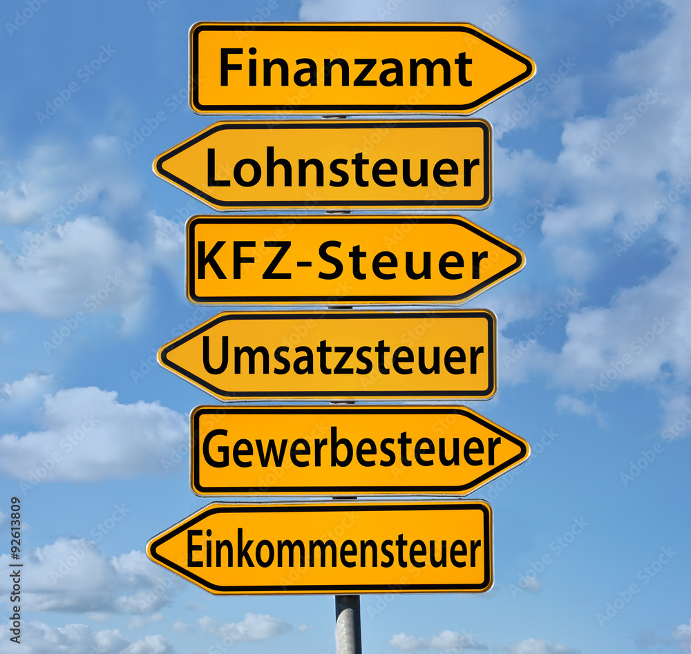 Steuern Finanzamt Stock-Foto | Adobe Stock