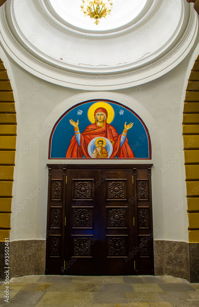Main entance to The Holy Assumption Cathedral (Uspenie Bogorodichno ...