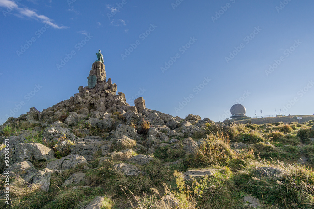 Die Wahrzeichen der Rhön zusammen auf einen Bild, Fliegerdenkma Stock ...