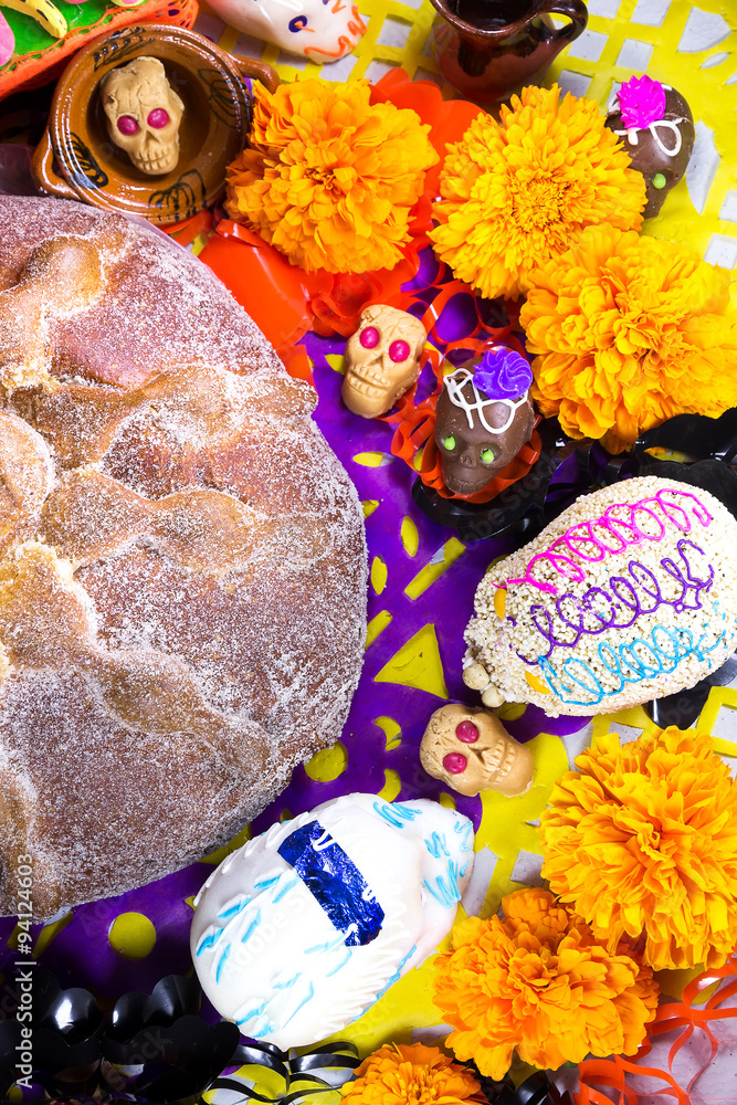 Calaveras de azucar y pan de muerto Stock Photo | Adobe Stock