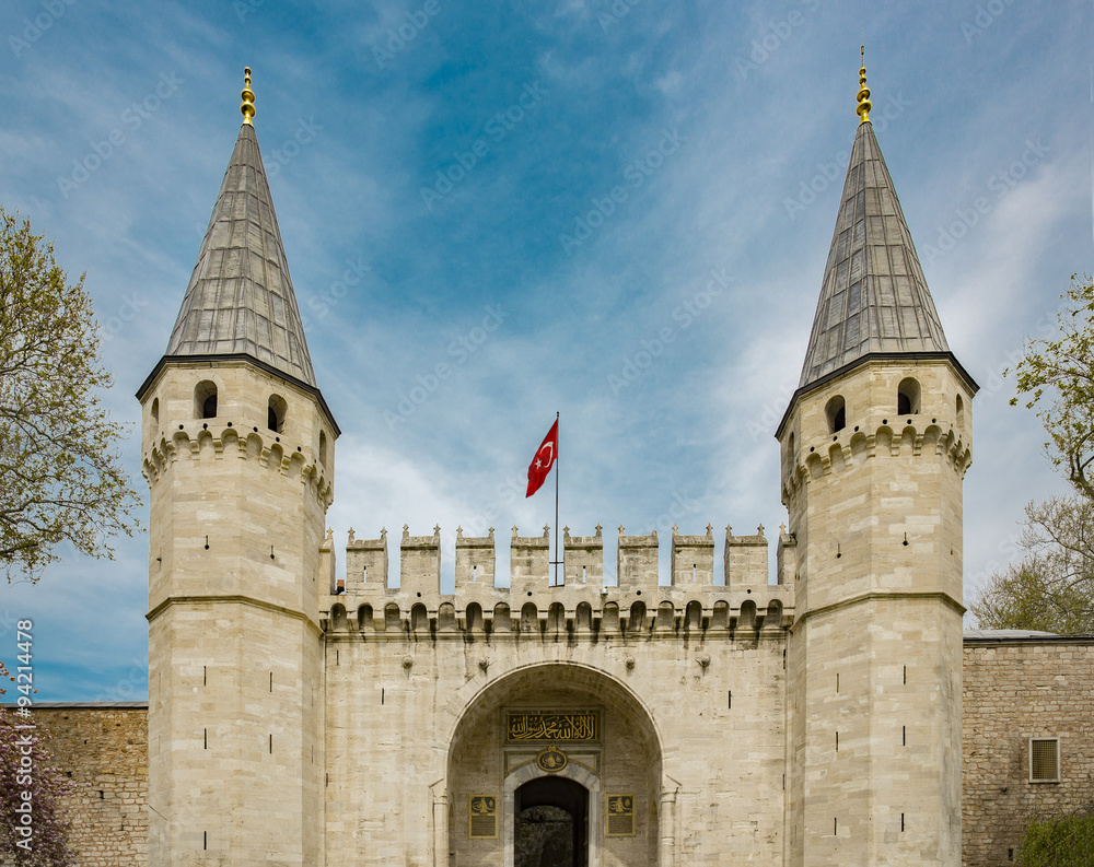 Topkapi Palace The gate of Topkapi Palace in Istanbul/Turkey Stock ...