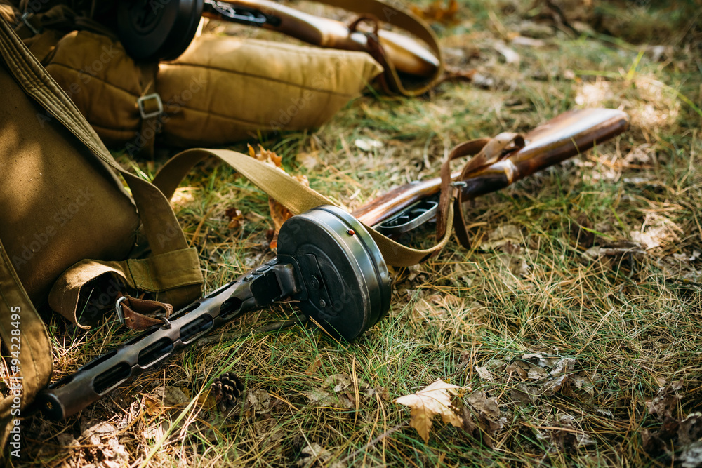 Soviet russian military ammunition - submachine gun of World War Stock ...