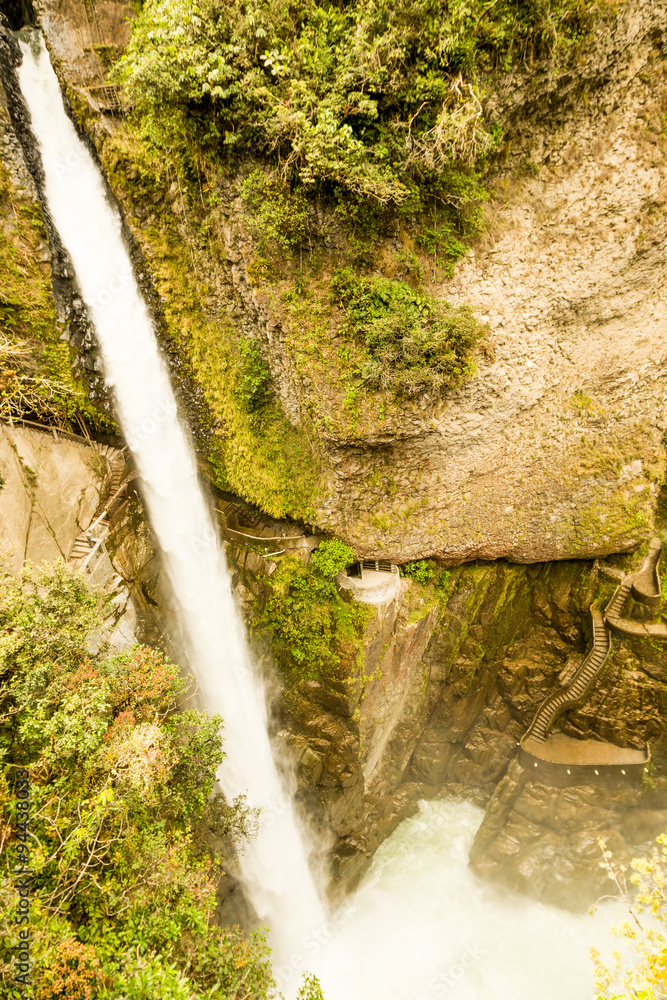 Capture breathtaking shots of Pailon del Diablo,the mesmerizing Devils ...