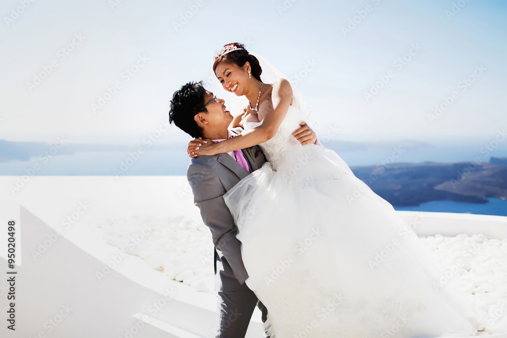 stylish rich asian bride and groom dancing first wedding dance i Stock ...