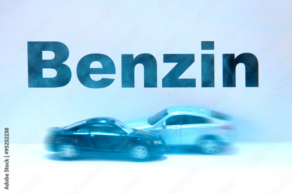 Abgase von Autos mit Benzin Stock Photo | Adobe Stock