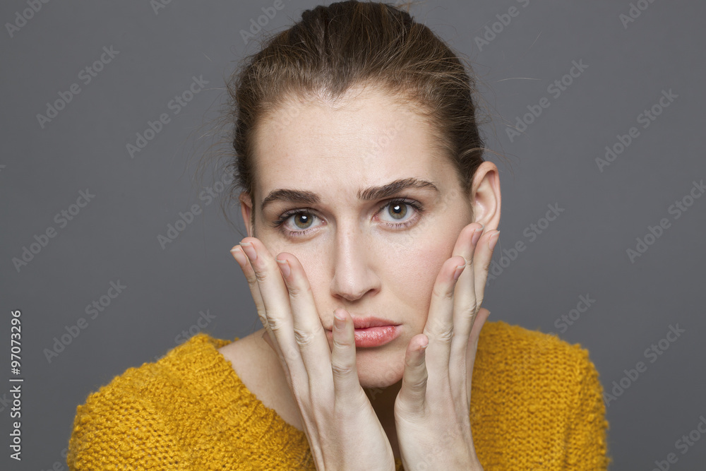 doubt and confusion concept - portrait of nervous beautiful 20s girl ...