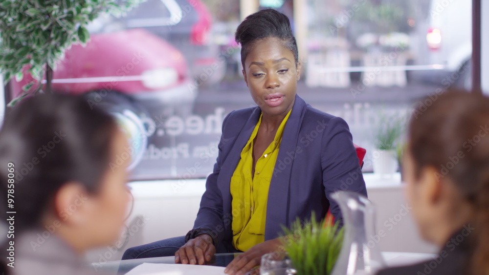 Conflict in a business meeting - Lady boss gives the rest of her team a ...