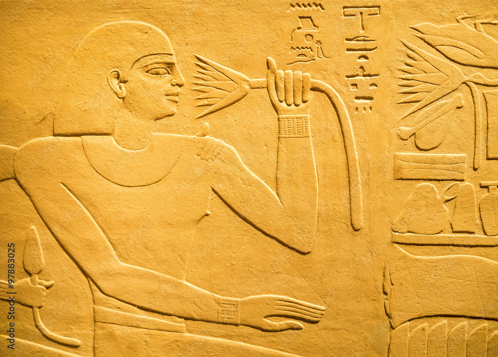 Ancient egyptian hieroglyph depicting a human figure Stock Photo ...