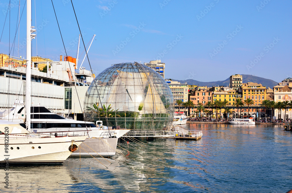 the bubble (biosphere) by Renzo Piano, is located by the sea, to the ...