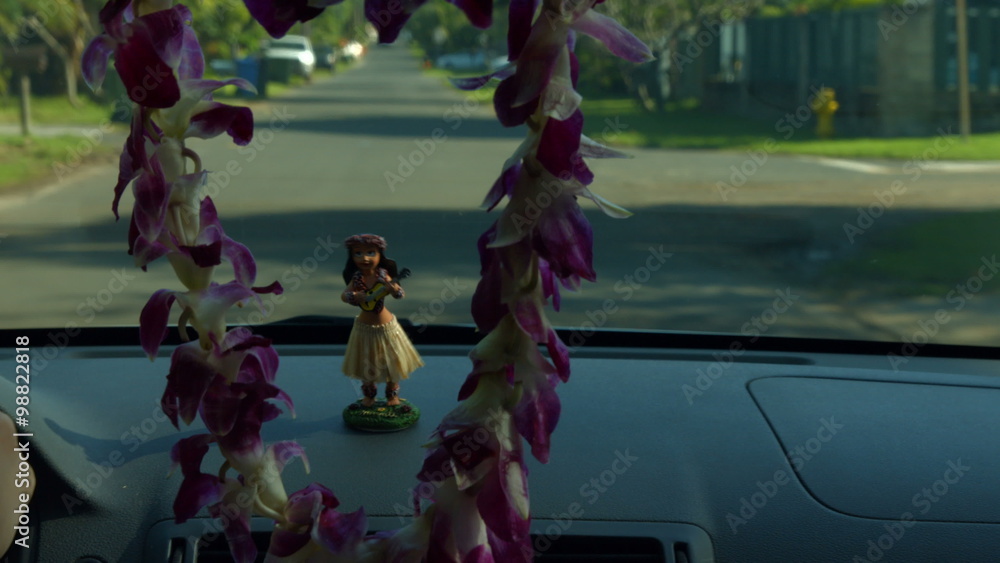 Hawaii Travel Car - Hula Doll Dancing On Dashboard And Lei During Road ...