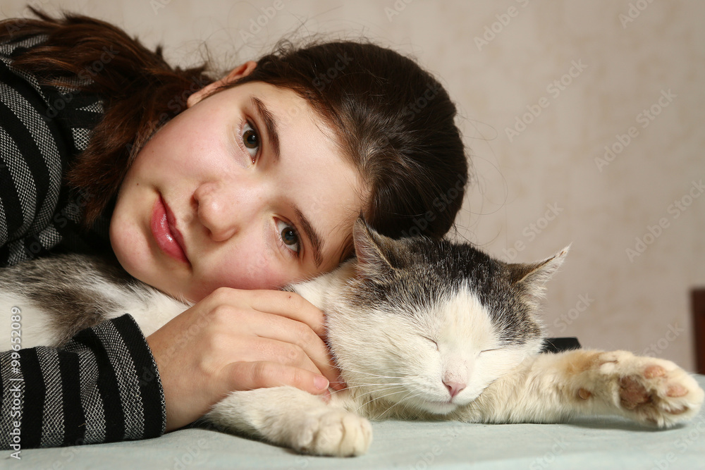 teen beautiful girl hug cat Stock Photo | Adobe Stock