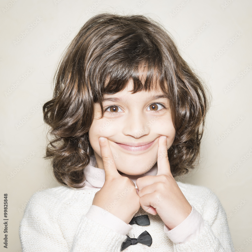 Retrato de niña Stock-Foto | Adobe Stock