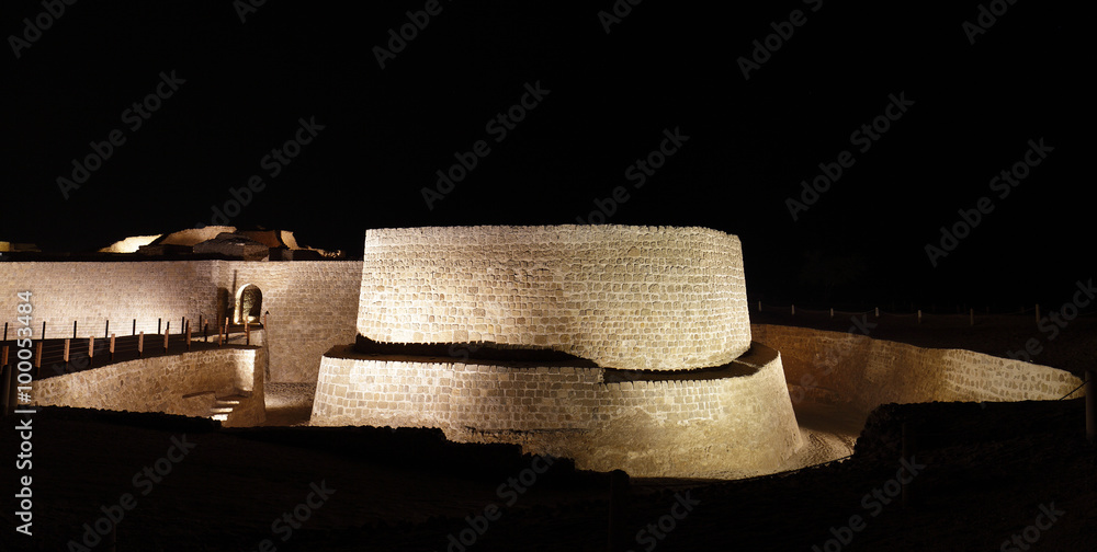 Bahrain fort at night Stock Photo | Adobe Stock