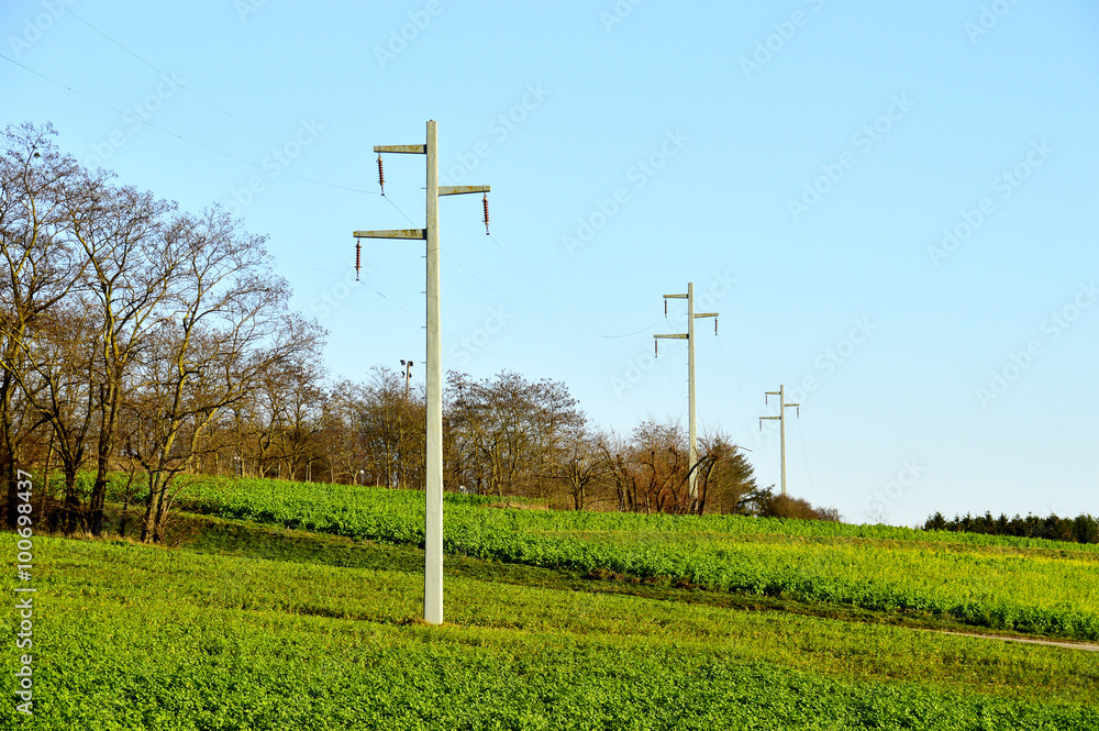 Freileitungsmasten aus Beton Stock-Foto | Adobe Stock