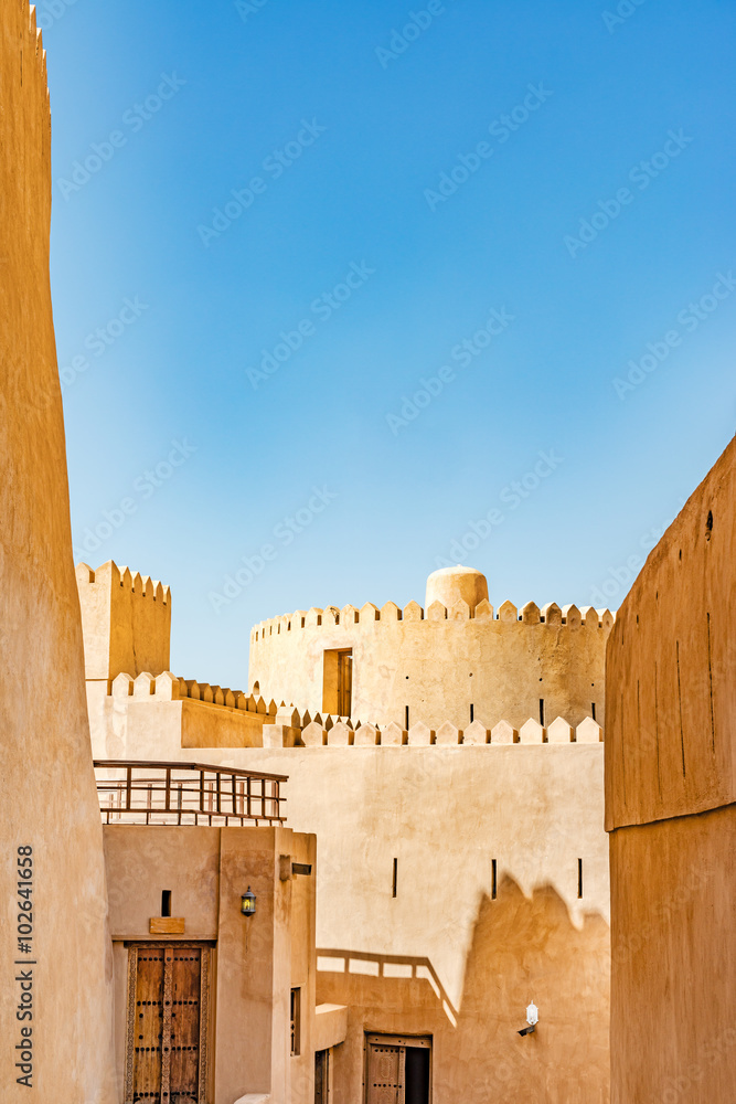 Foto de Rustaq Fort in Al Batinah Region, Oman. It is located about 175 ...