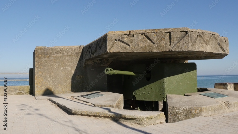Old German WW2 canon hidden in bunker on beaches in northern France ...