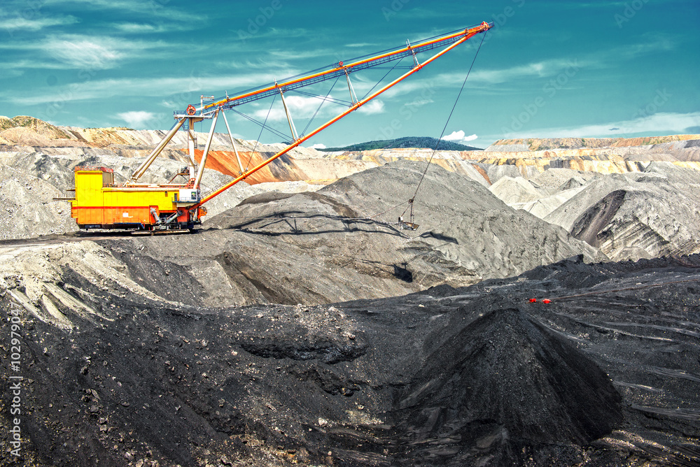 Dragline on open pit coal mine Stock Photo | Adobe Stock