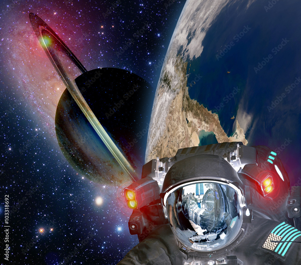 Astronaut helmet et alien extraterrestrial sci fi space earth saturn ...