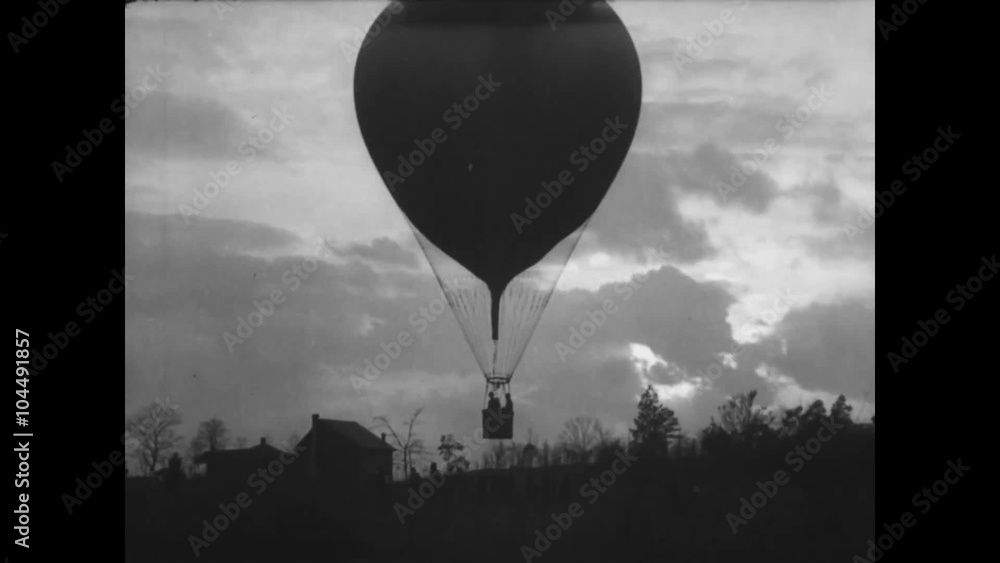Good shots of U.S. army hot air balloon flight in 1918. Stock ビデオ ...