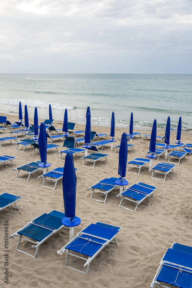 Strand Liegen Leer Stock Photo | Adobe Stock