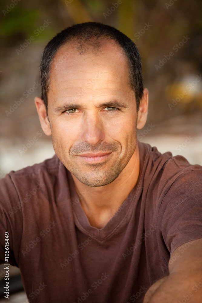 Portrait D homme Brun Europ en De 40 Ans Photos Adobe Stock Portrait D homme Brun Europ en De 40 Ans Photos Adobe Stock