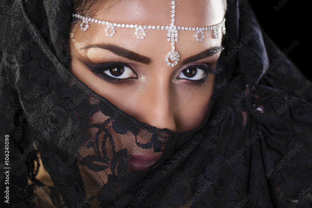 Middle East Women Eyes