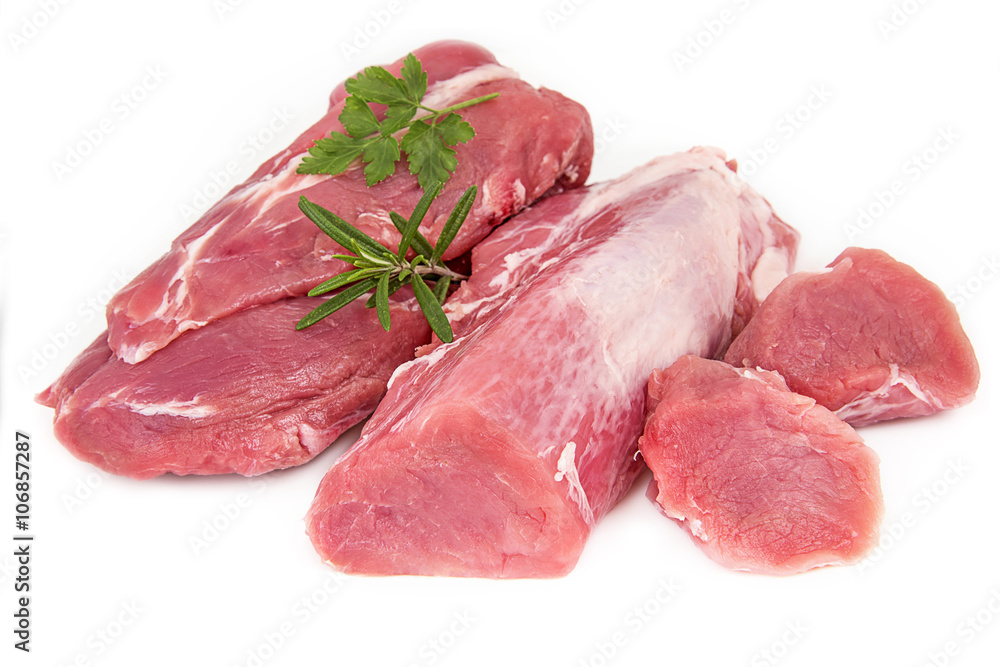 filet mignon de porc cru sur fond blanc Stock Photo | Adobe Stock