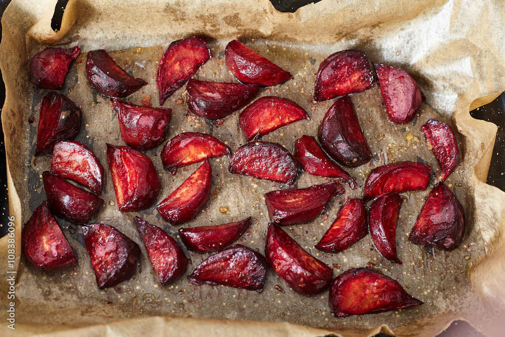 Baked beet inside oven Stock-Foto | Adobe Stock